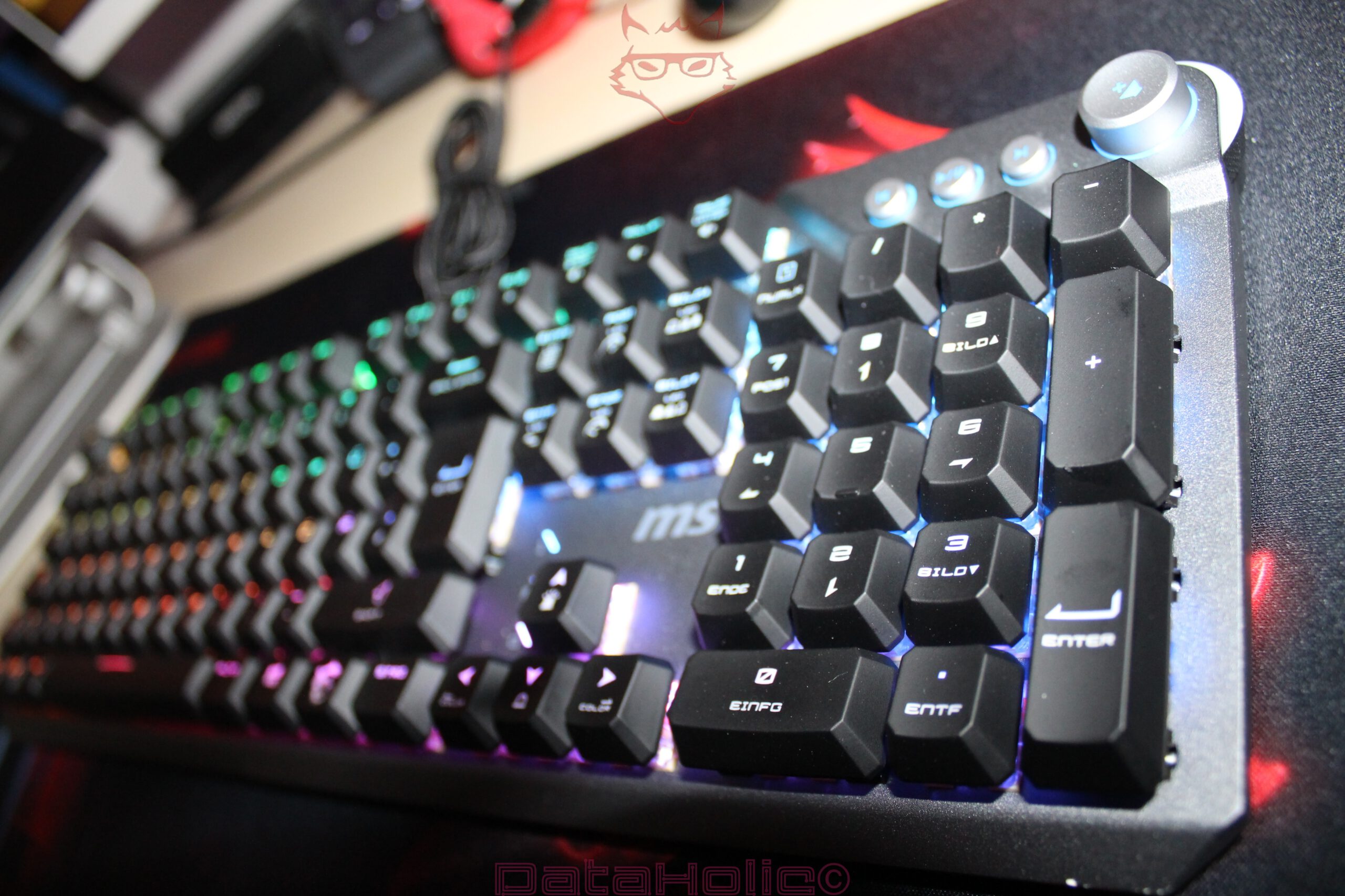 MSI Strike 600 Review – On the Silent Soles of the Dragon – DataHolic